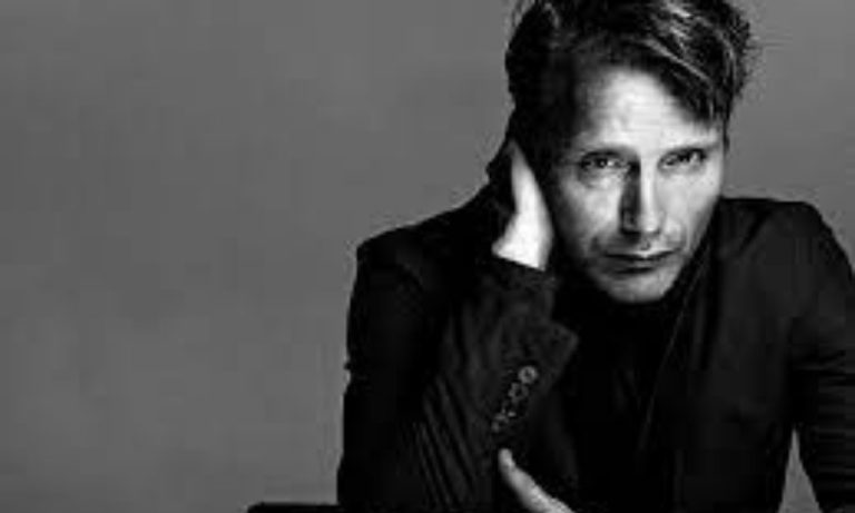 A Look at The World's Most 50+ Famous Portrait Photographers