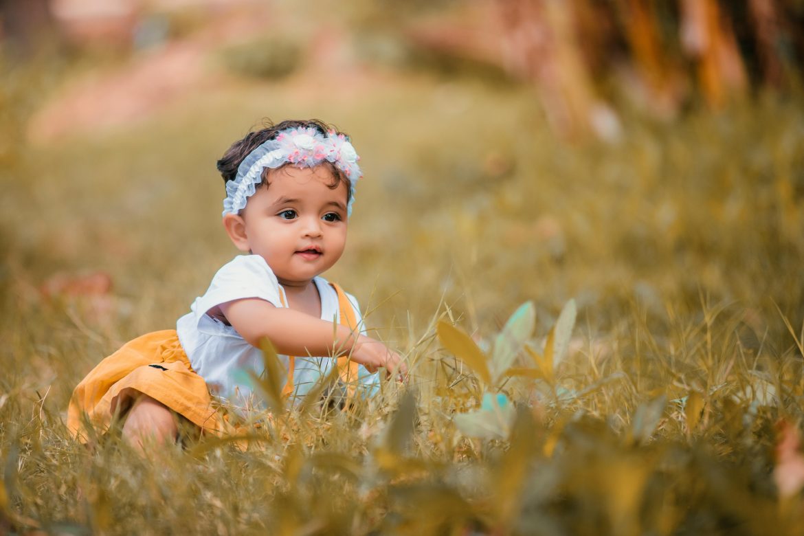 Some Amazing Baby Photoshoot Ideas - Adept Clipping Path