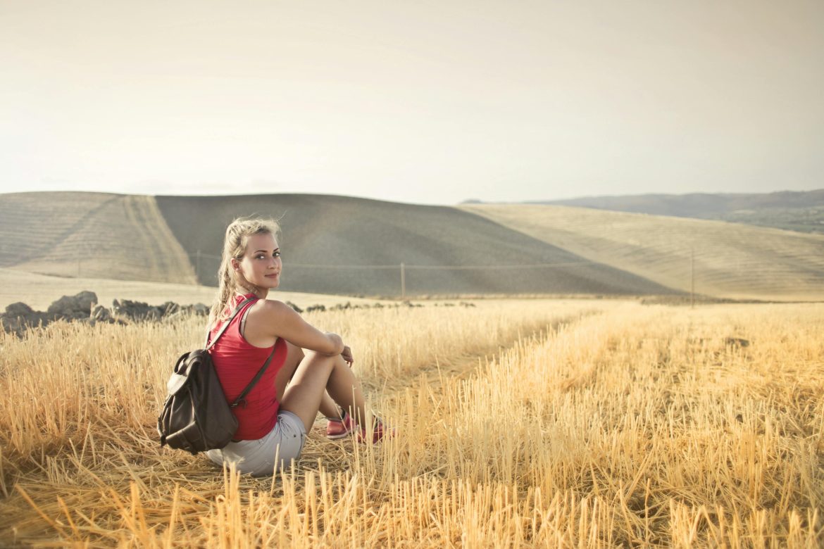 Photo Poses For Girls - Adept Clipping Path