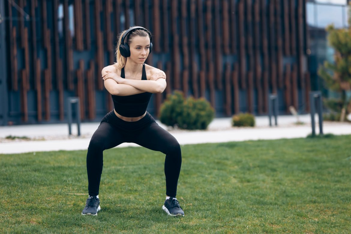 Photo Poses For Girls - Adept Clipping Path