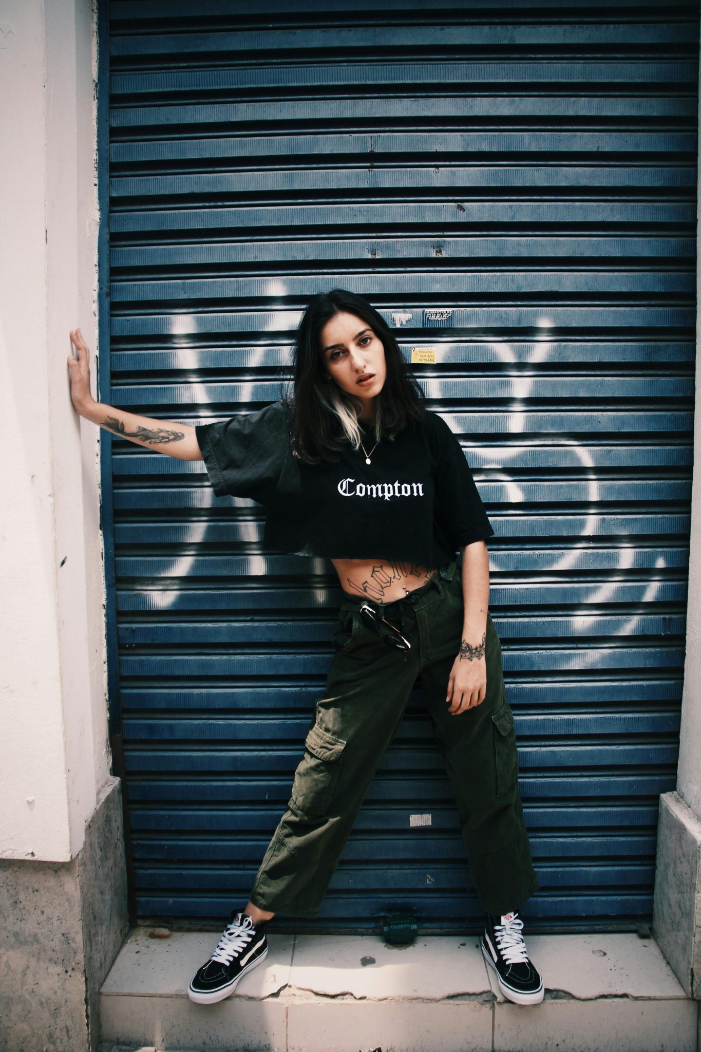 Photo Poses For Girls - Adept Clipping Path